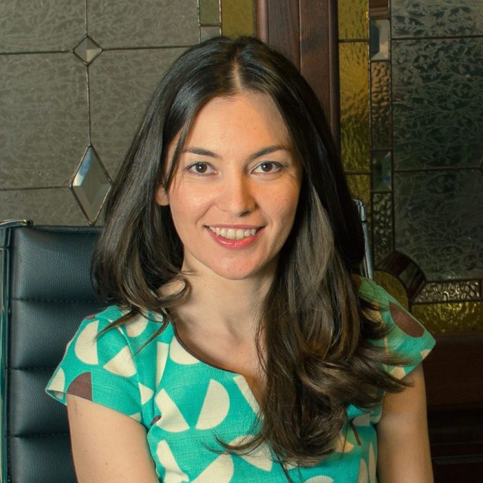 Адвокат Мария Шаркова: Предпочитам да действам | Lifebites.bg